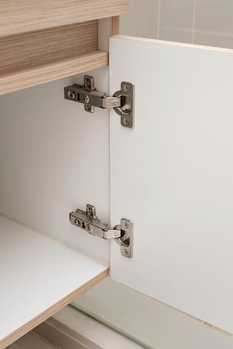 Kitchen Cabinet Hinges: Types, Styles, and Selection Guide - Fast ...