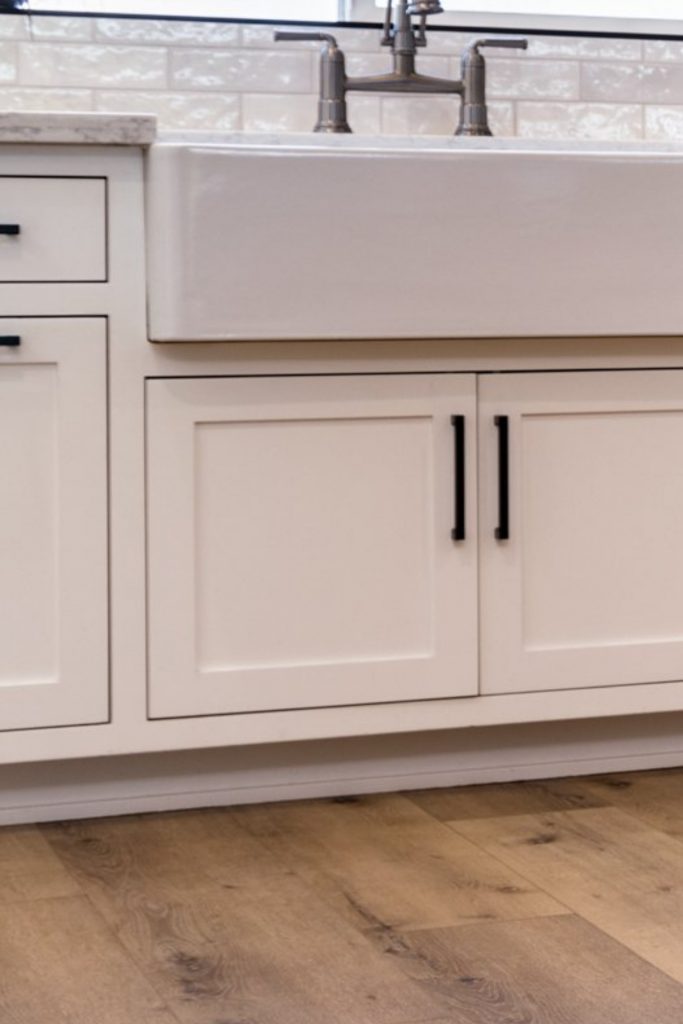The Best Types of Trim Molding for Your Kitchen - Fast Cabinet Doors