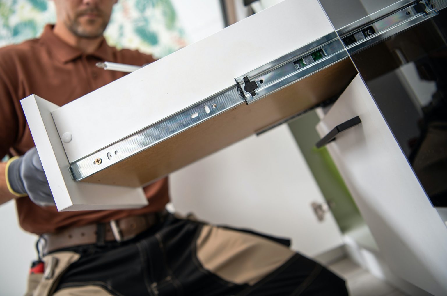 Drawer Slides 101: What You Need to Know - Fast Cabinet Doors